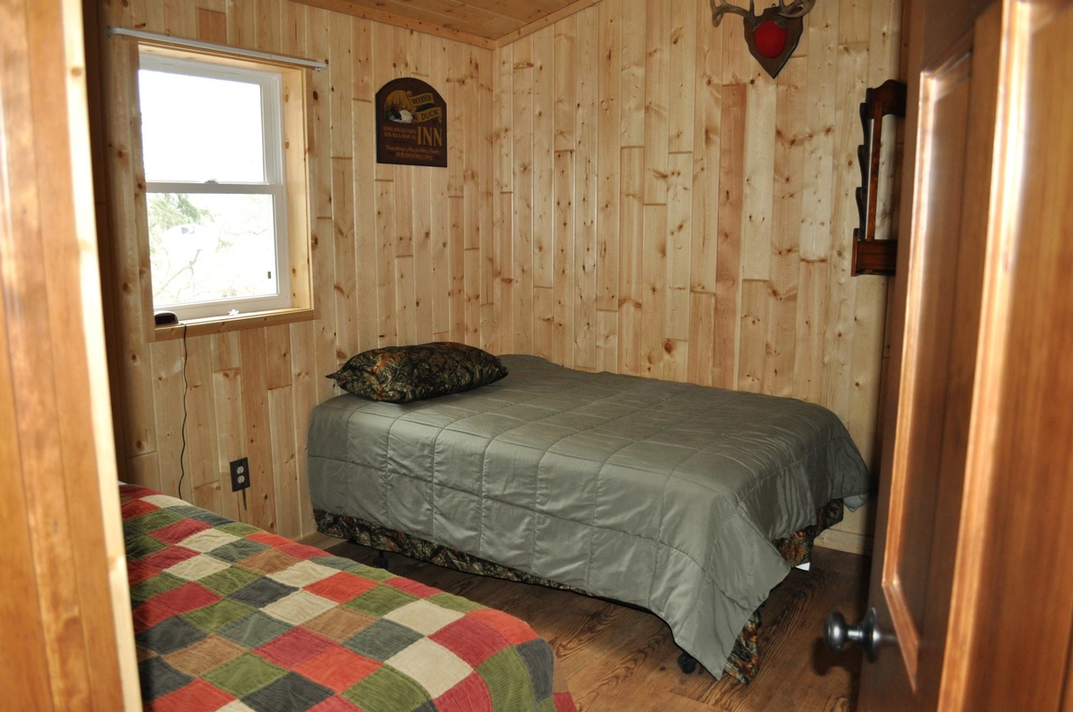 Minnesota Hunting Lodge | Rustic Deer Hunting Lodge